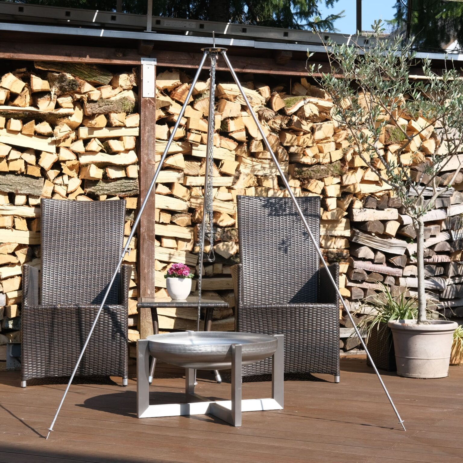 Parabole de feu design en acier inoxydable "Exzentrik" avec gril ...